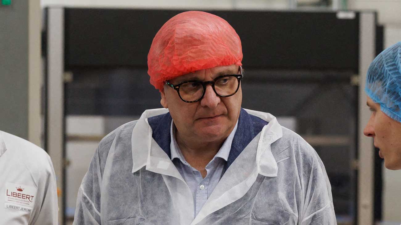 Le prince Laurent visite la fabrique de chocolat Libeert et lance la ...