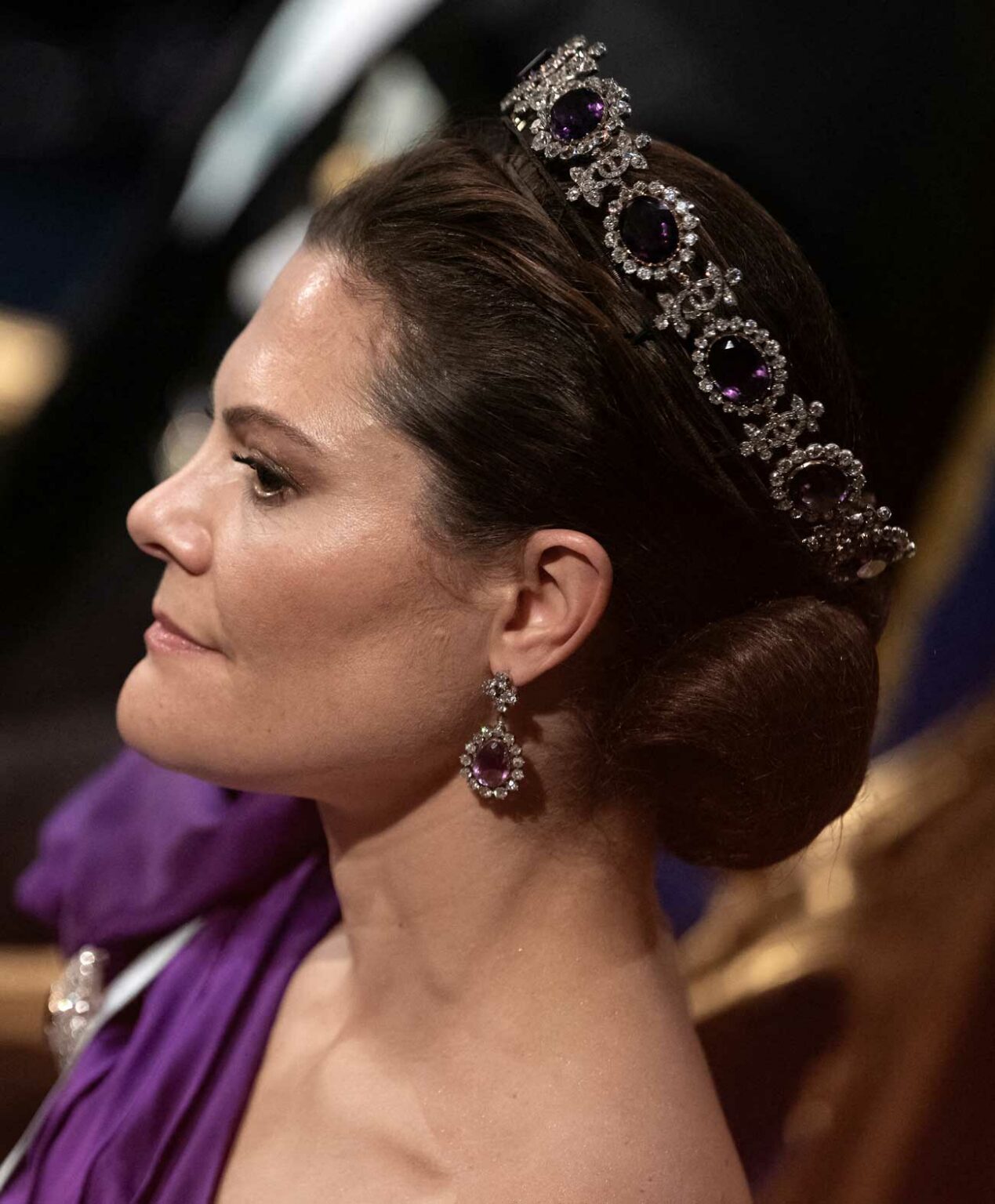Victoria de Suède porte le diadème d'améthystes de l'impératrice ...