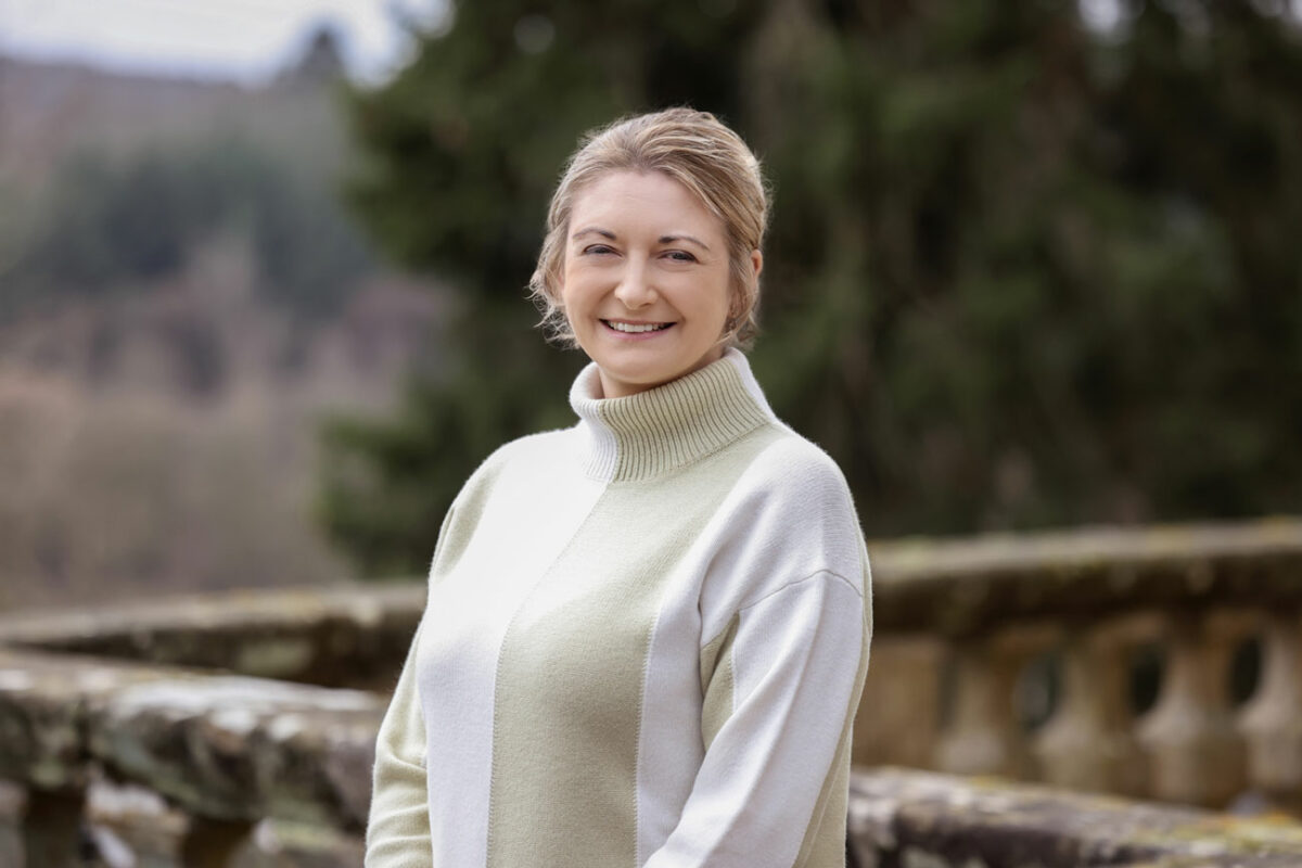 Stéphanie de Luxembourg fête ses 40 ans : nouveaux portraits de la ...