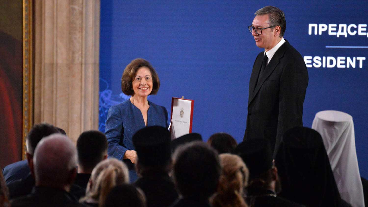La princesse héritière Katherine distinguée de l'ordre de l'Étoile de ...