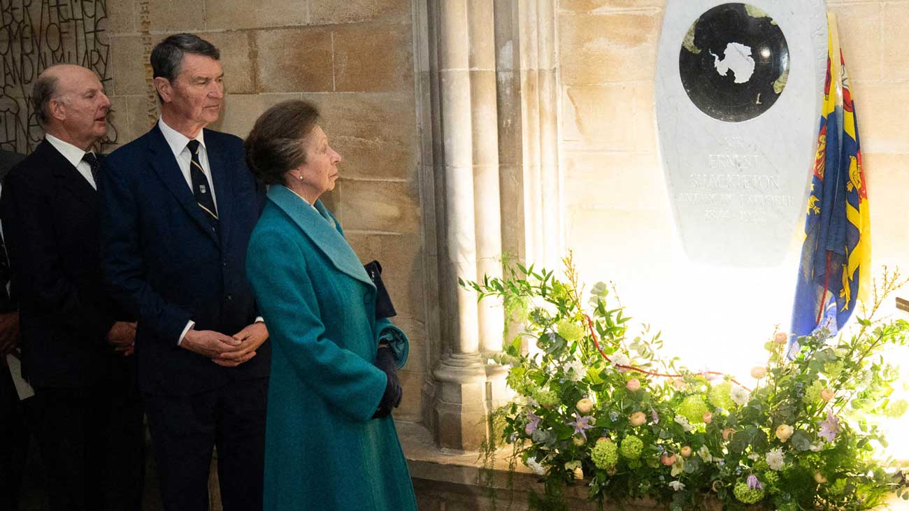 La princesse Anne rend hommage à l'explorateur Sir Ernest Shackleton
