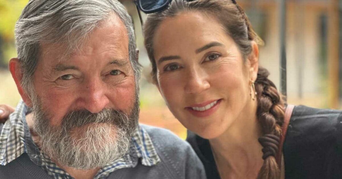 Rare photo de la reine Mary avec son père en Australie pour son premier ...