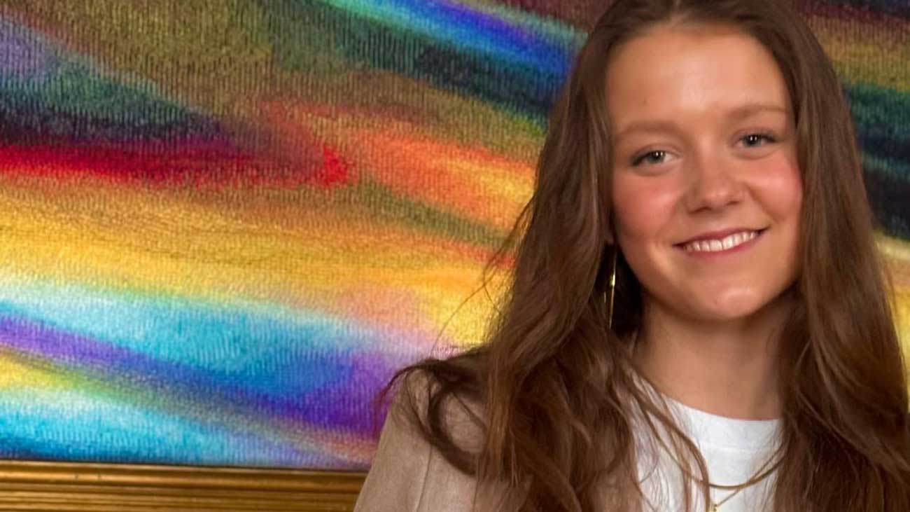 La princesse Isabella photographiée par la reine Mary pour ses 17 ans ...