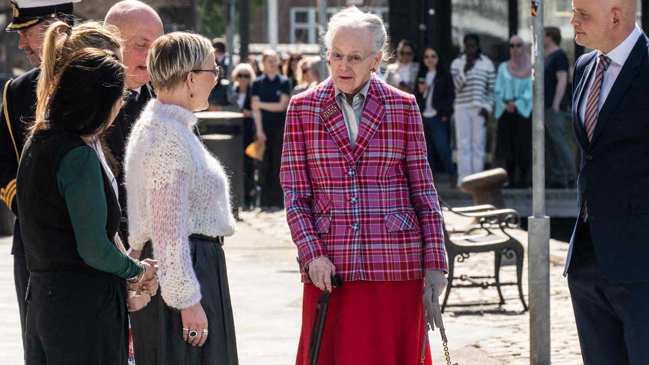 La reine Margrethe inaugure son cadeau artistique urbain reçu des ...