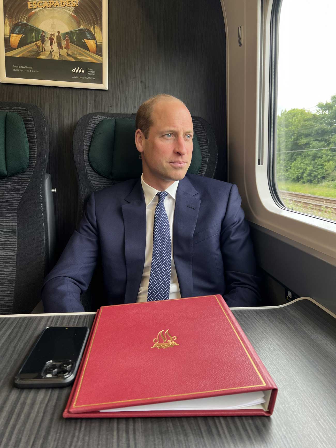 Le prince William se rend en train à Cardiff