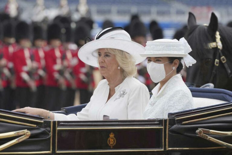 Le roi Charles III accueille l'empereur Naruhito à Londres pour une ...