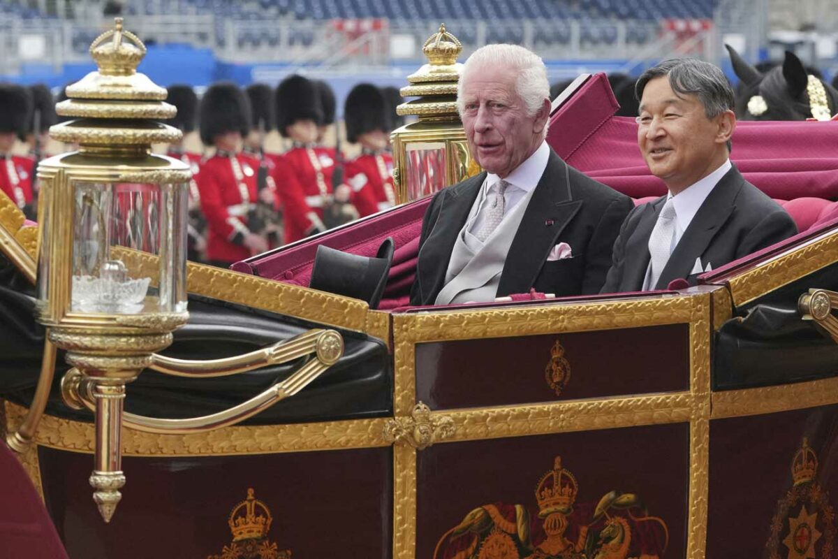 Le roi Charles III accueille l'empereur Naruhito à Londres pour une ...