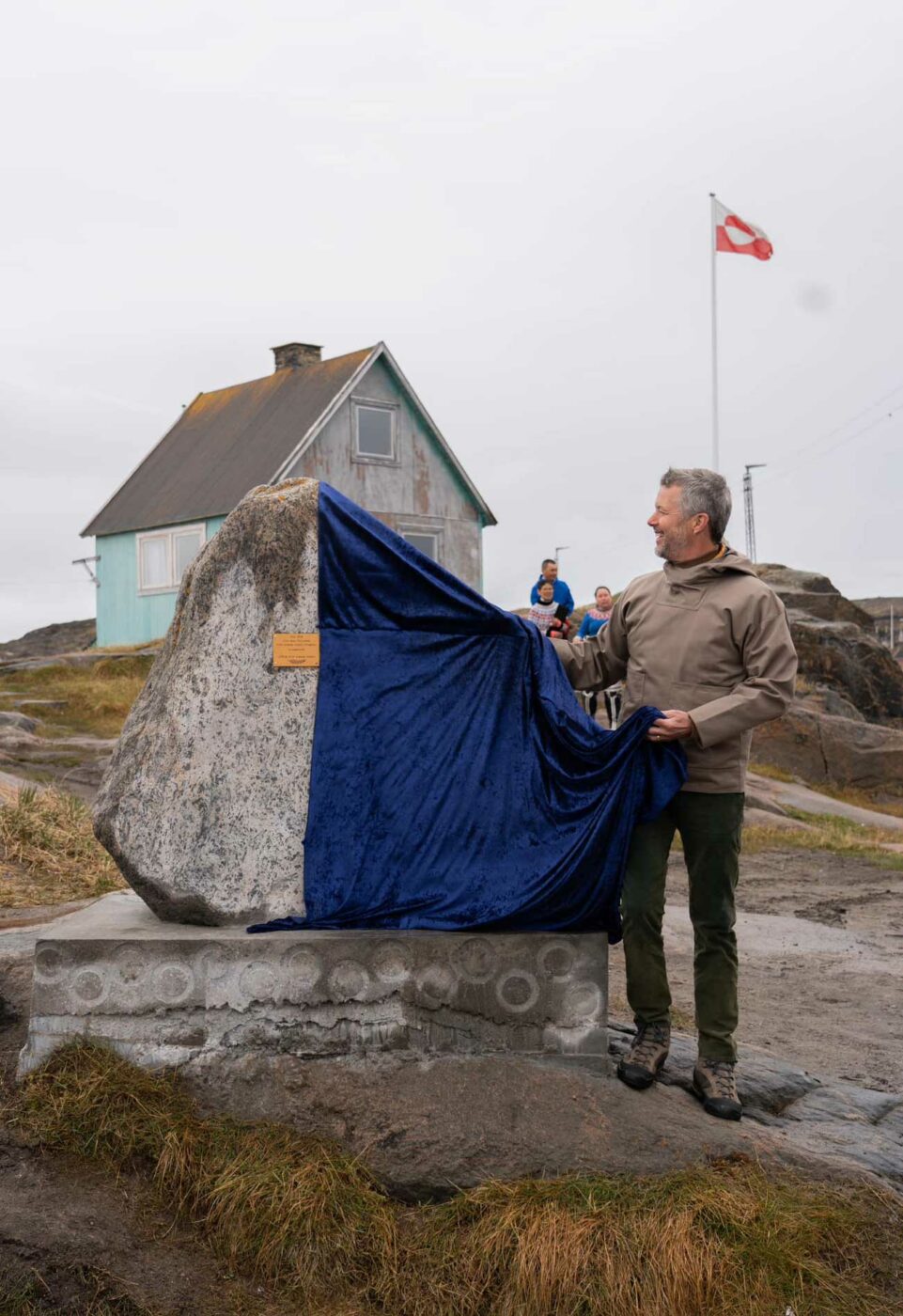 Le couple royal danois en visite sur l'île groenlandaise d'Attu