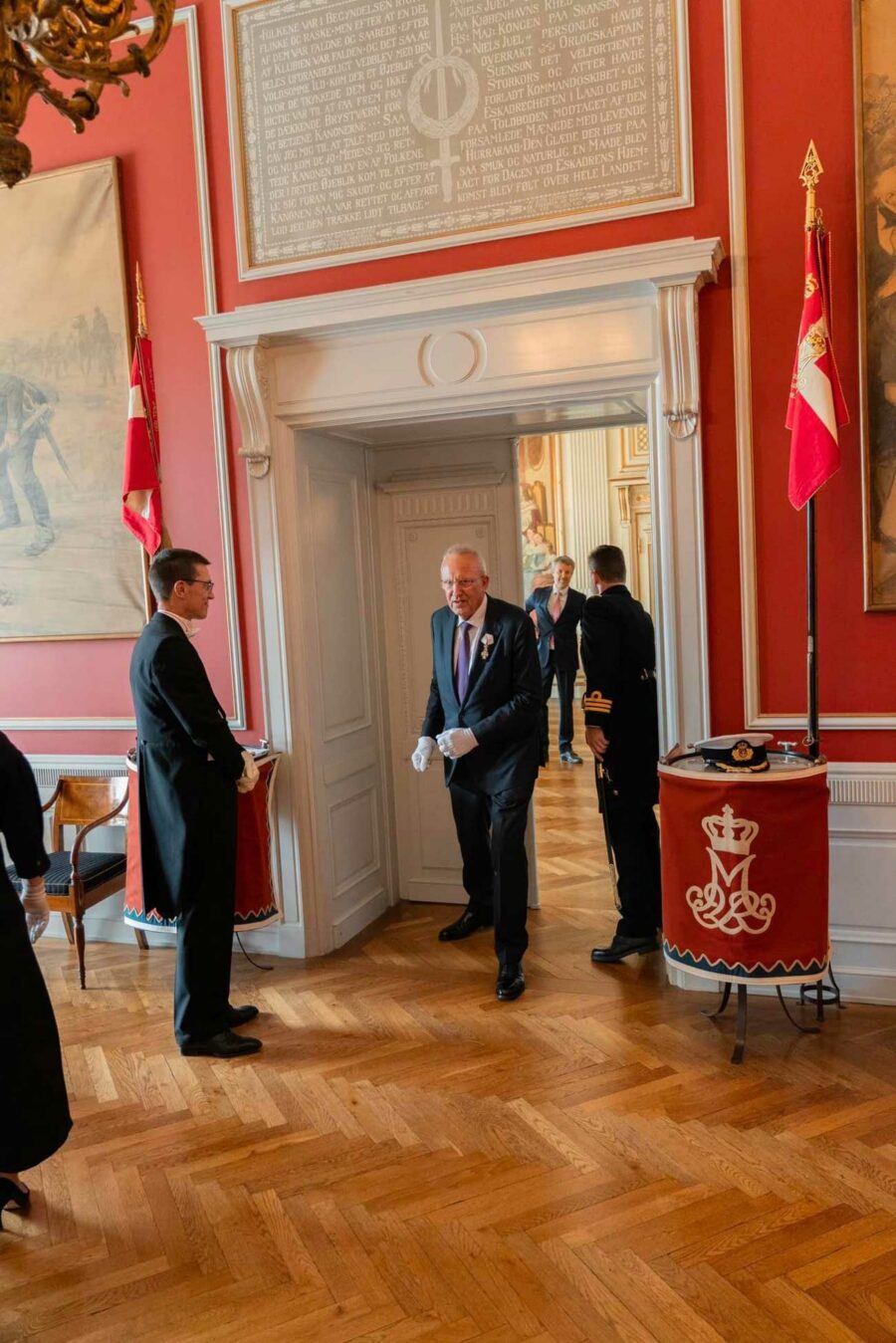 Le roi Frederik X se remet au travail : première audience publique de ...