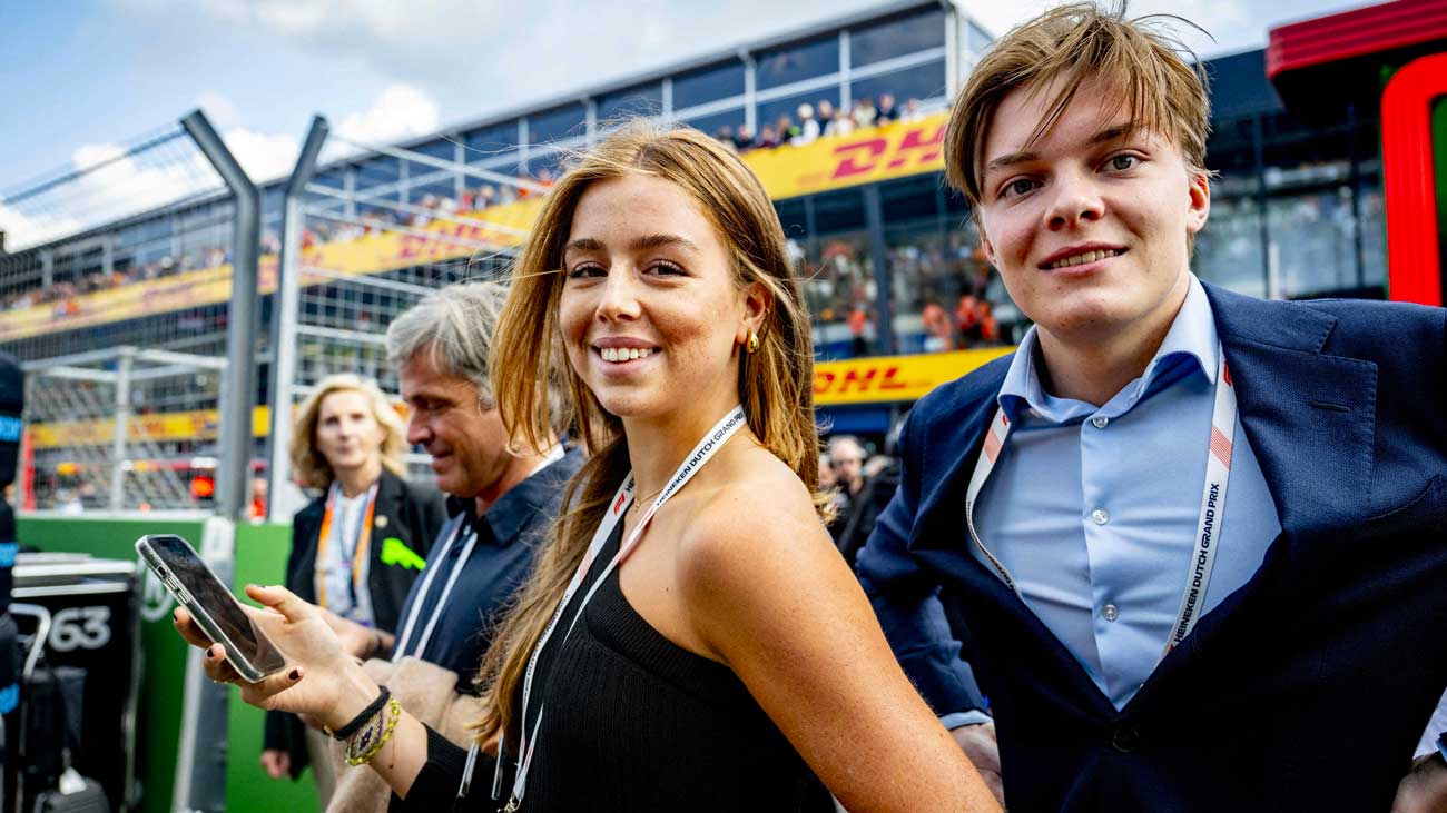 La princesse Alexia et le comte Casimir au Grand Prix des Pays-Bas avec ...