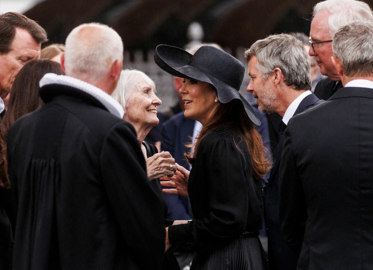 Le roi Frederik et le prince Joachim aux funérailles de leur père de ...