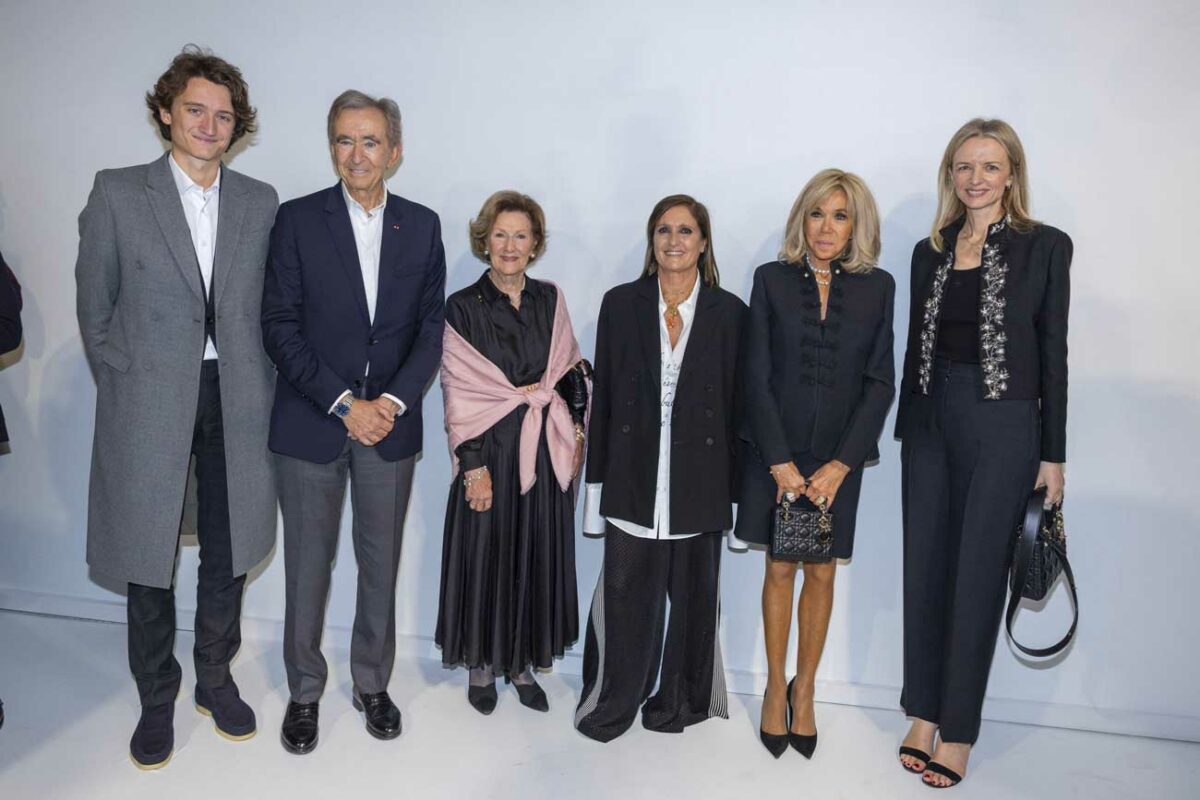 La reine Sonja et Brigitte Macron proches de la famille Arnault au ...