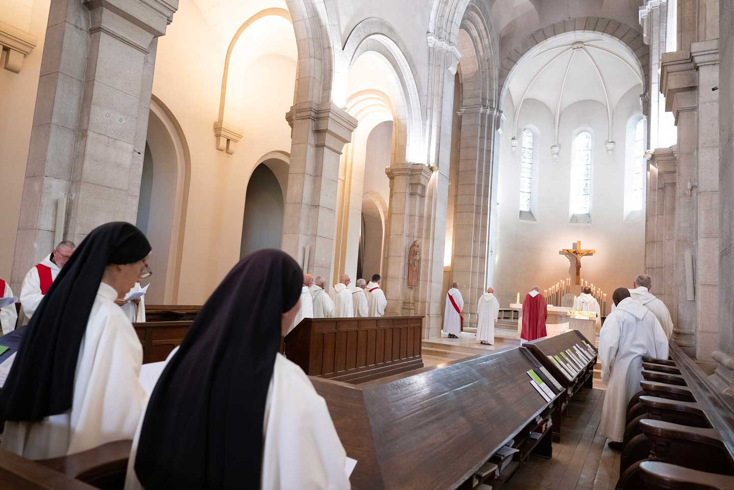 Le prince Albert II et la princesse Charlène deviennent parrain et ...