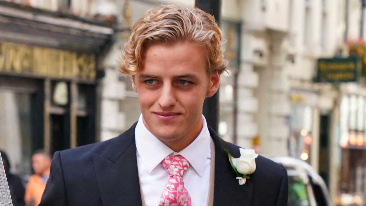 Alexander Ogilvy suit la trace des princes de la famille royale en ...
