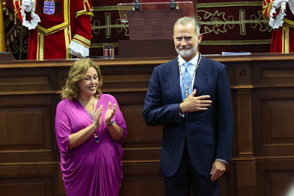 Le roi Felipe VI reçoit la médaille d'Or du parlement des Canaries, 18 ...