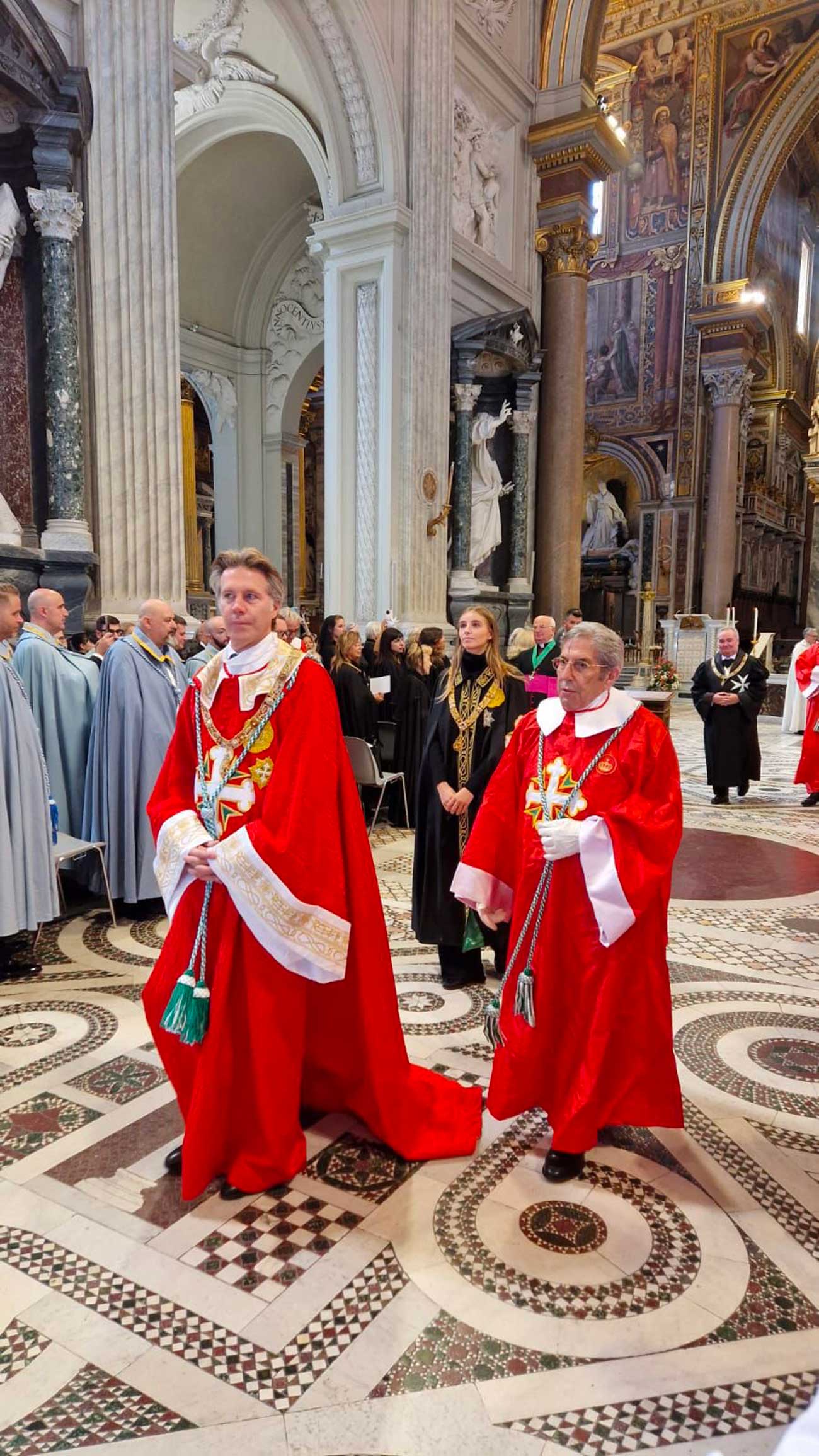 Le prince Emmanuel-Philibert perpétue des siècles de traditions en tant ...