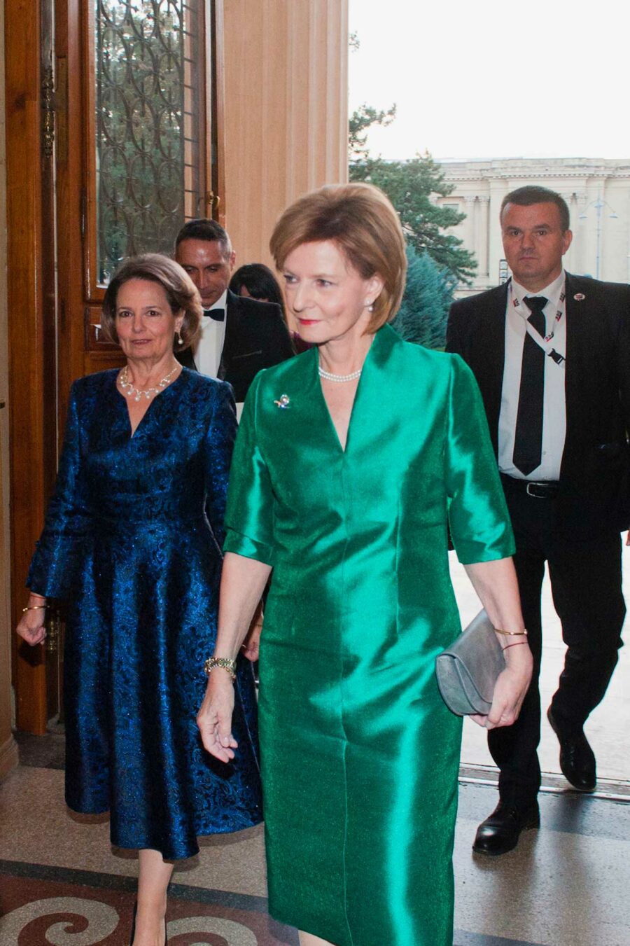 La princesse Muna rejoint la famille royale de Roumanie au concert ...