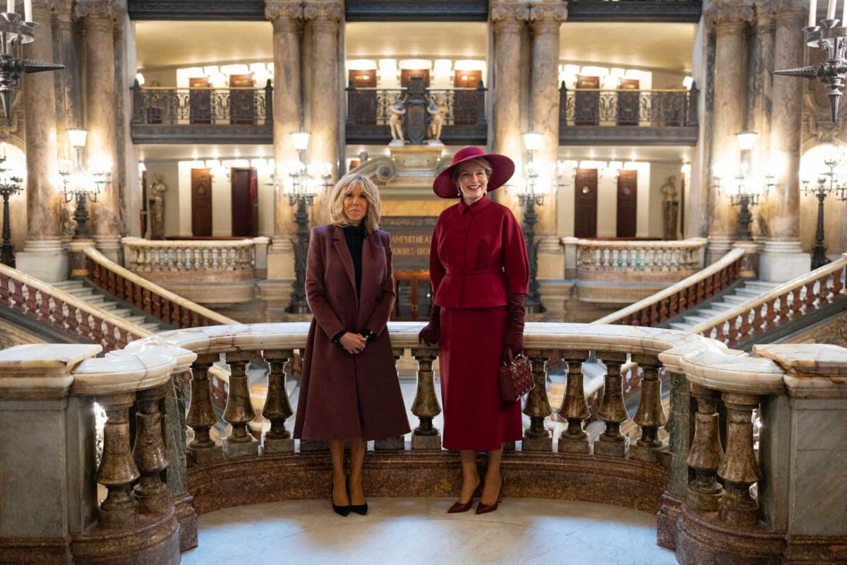 La reine Mathilde et Brigitte Macron à l'opéra Garnier