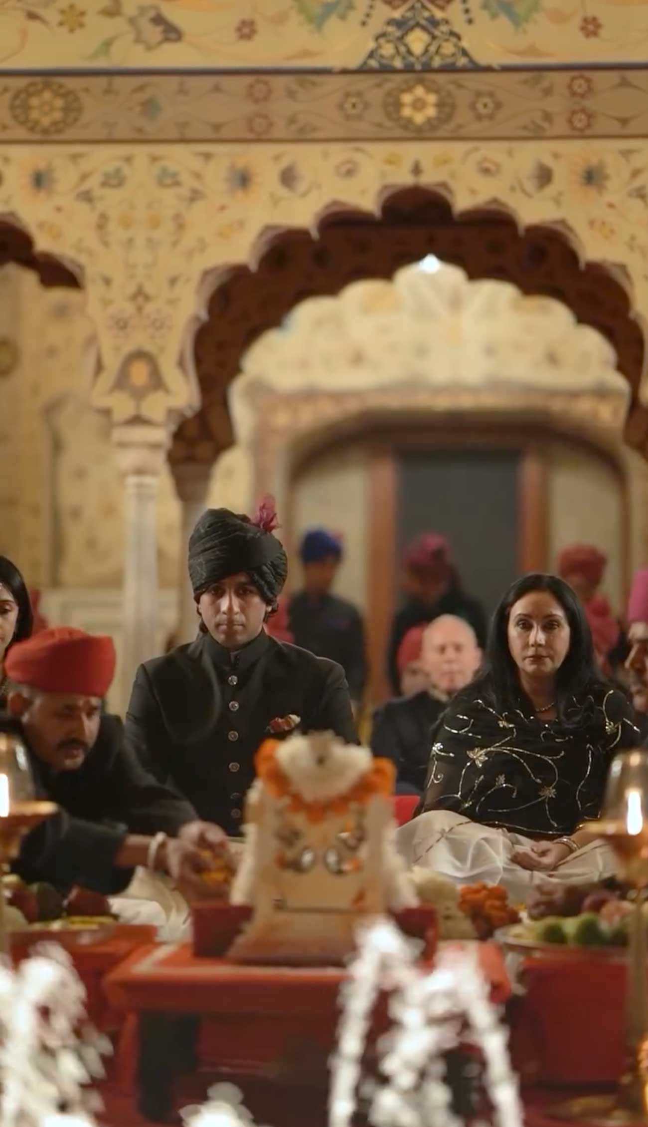 Le maharadja de Jaipur fête Divali dans la tradition au City Palace ...
