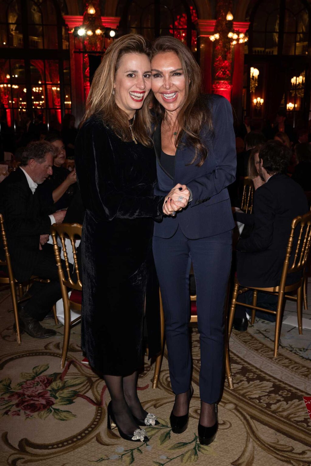 La princesse Yasmine Murat se mobilise pour aider les enfants en danger ...