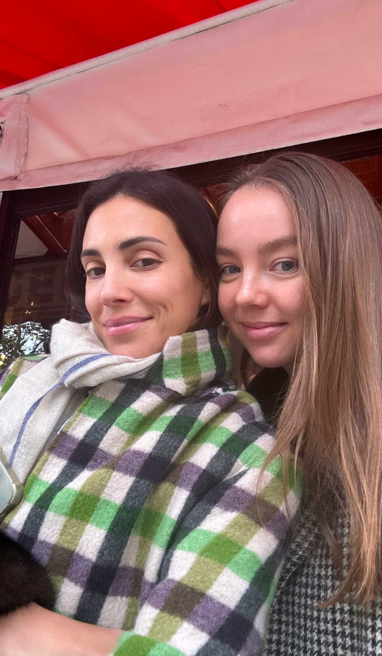 Les selfies de la princesse Alexandra de Hanovre en toute simplicité ...