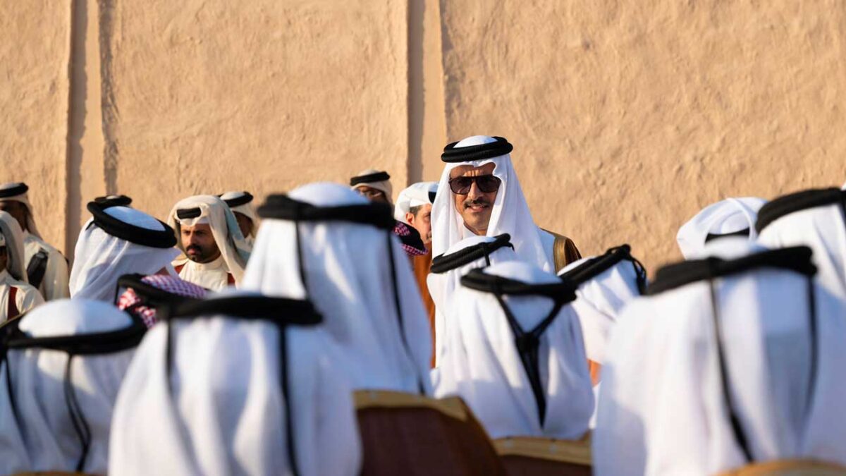 L'émir du Qatar marie son frère en présence du prince héritier Hussein ...