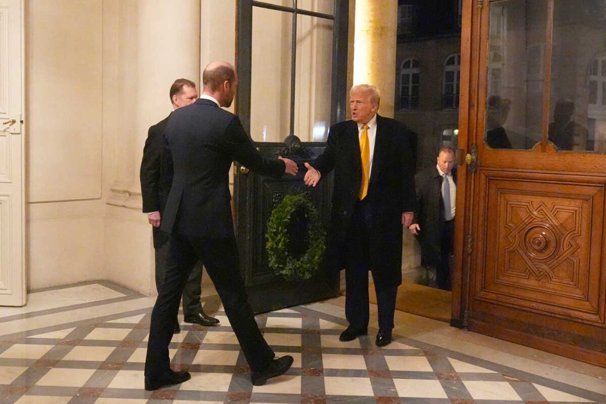 Le prince William rencontre Donald Trump à Paris