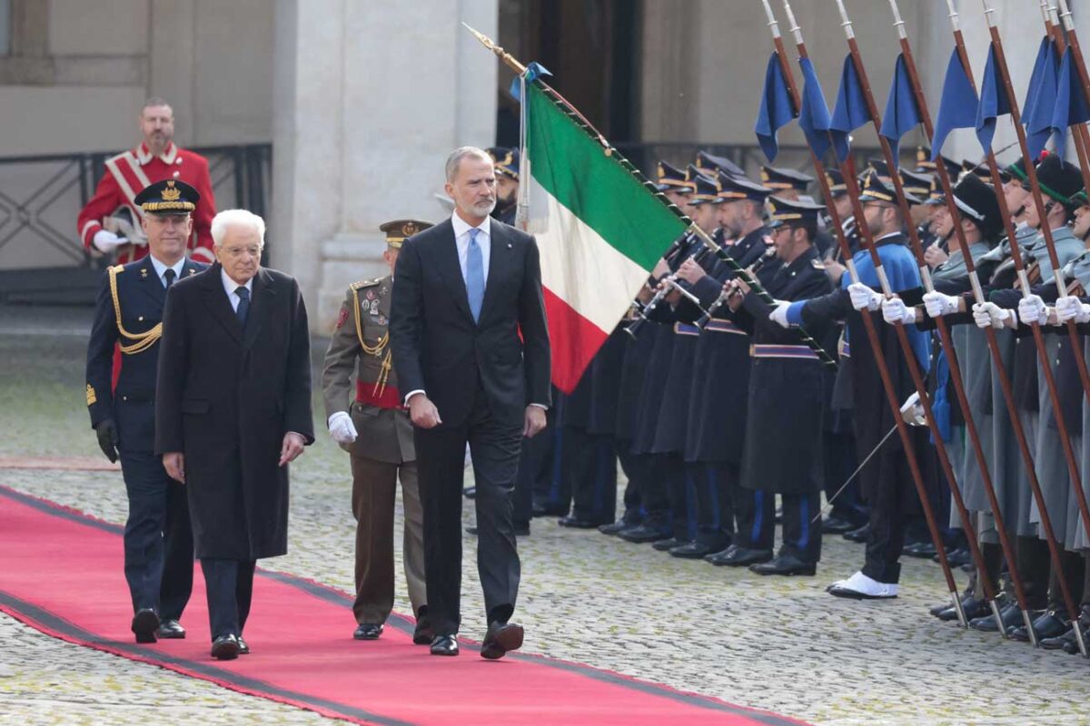 Le roi Felipe et la reine Letizia accueillis au palais du Quirinal par ...
