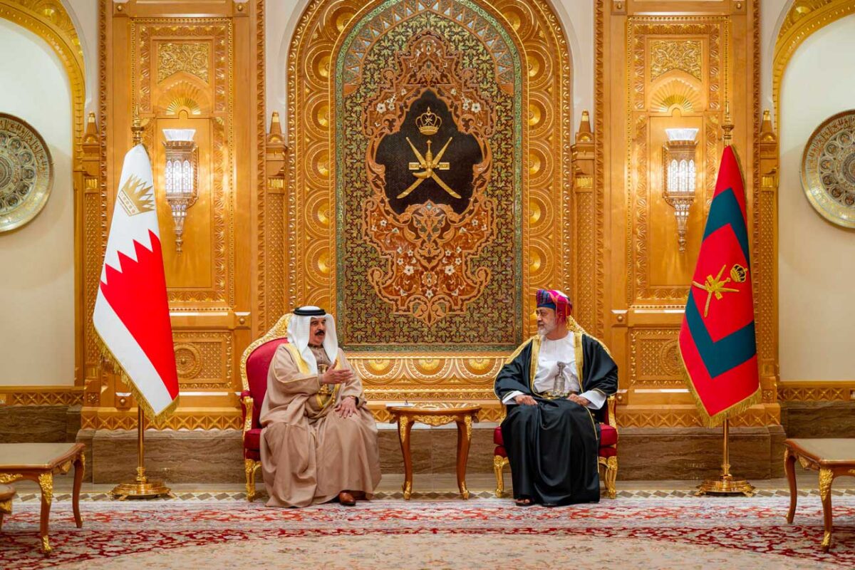 Le roi de Bahrein en visite d'État auprès du sultan d'Oman