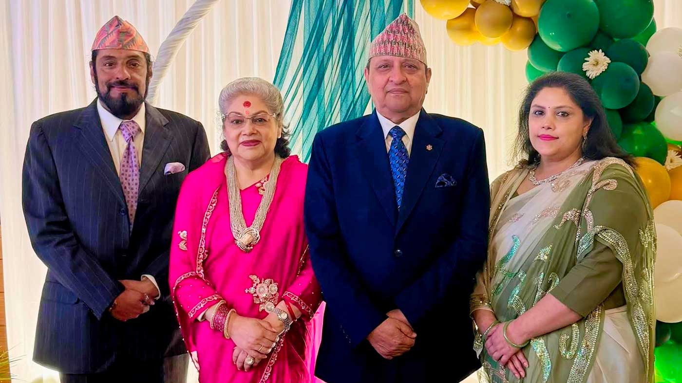 La reine Komal du Népal fête ses 74 ans avec ses enfants