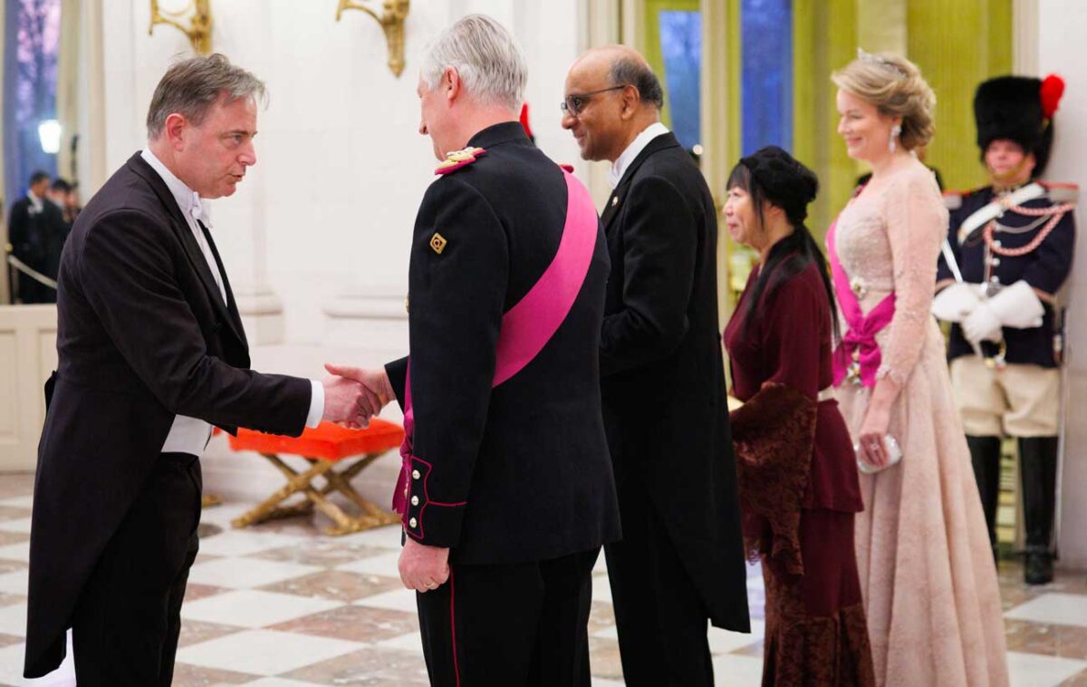 La reine Mathilde porte sa couronne de laurier en l'honneur du président de Singapour