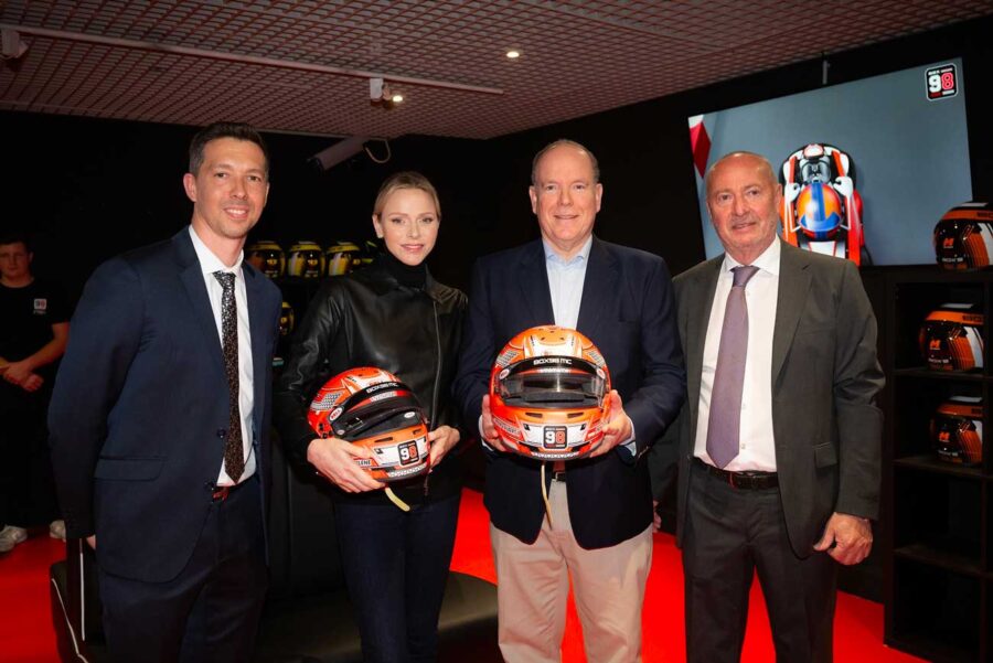 Le prince Albert II et la princesse Charlène en blouson en cuir s ...