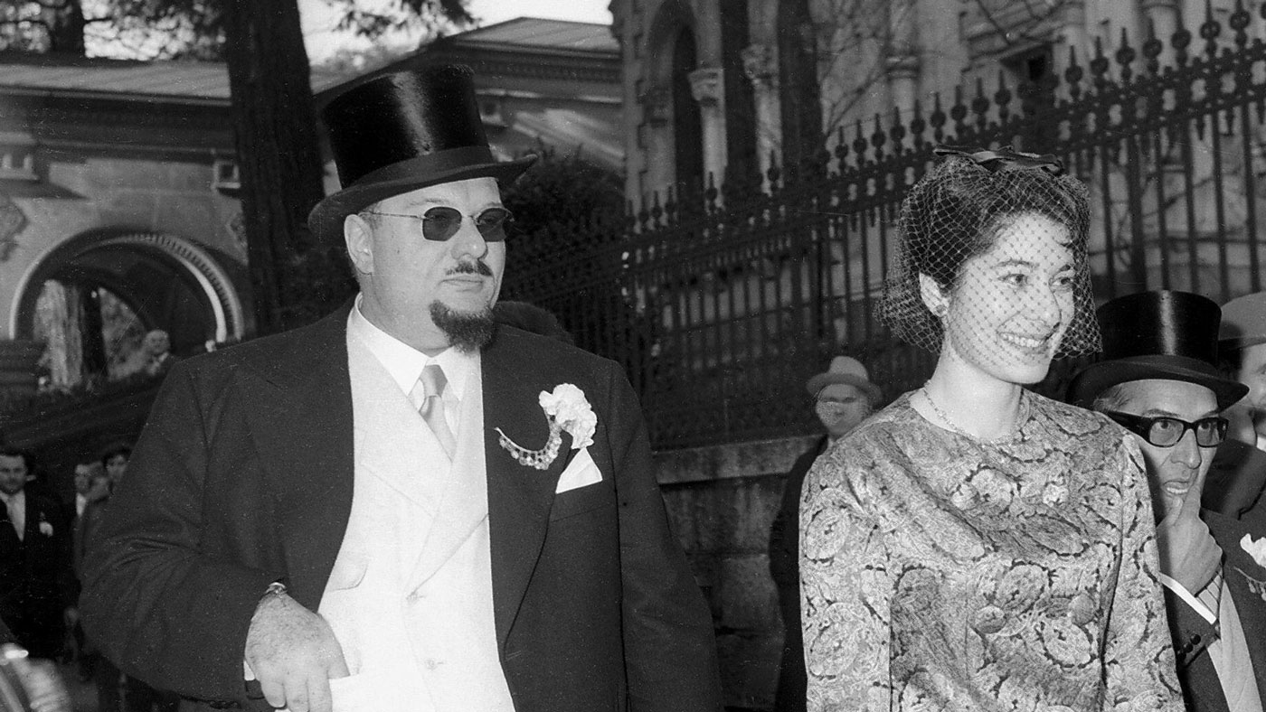 Le prince héritier d'Égypte rend hommage à son grand-père, le roi Farouk