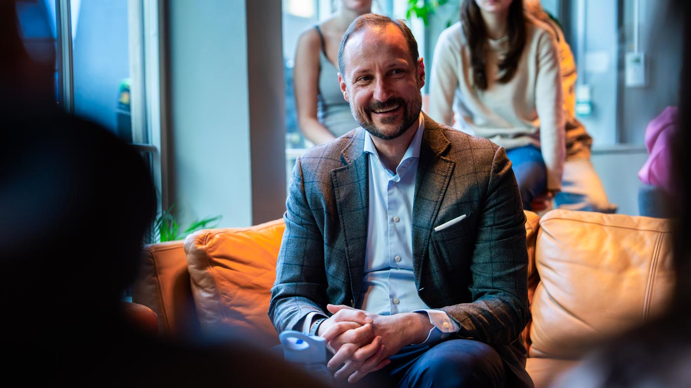 Le prince héritier Haakon discute d'inclusion et de culture avec des ...