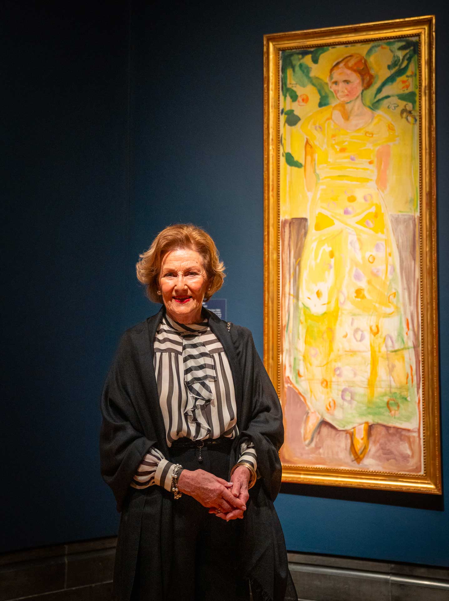 La reine Sonja découvre les portraits de Munch à Londres