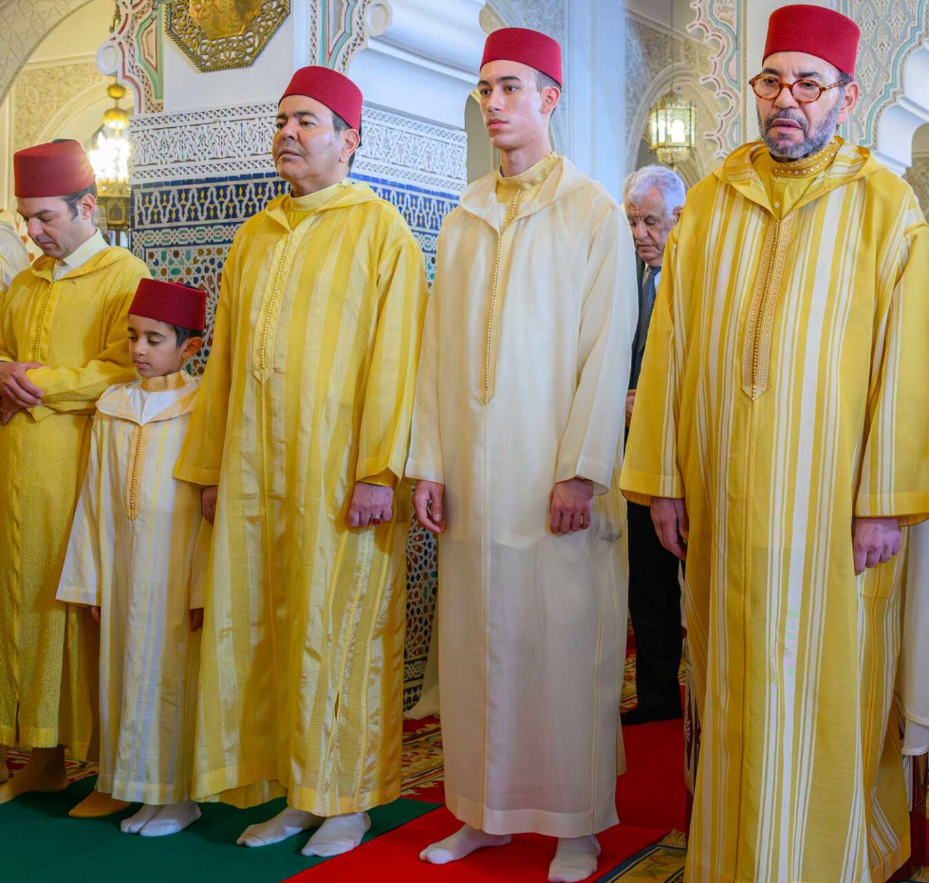 Le roi Mohammed VI et les princes du Maroc célèbrent l'Aïd el-Fitr après l'octroi de grâces ...