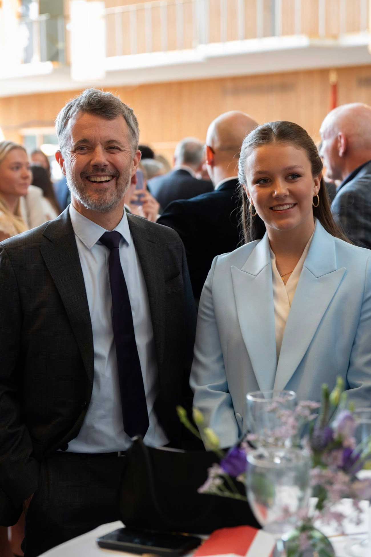 La princesse Isabella fête ses 18 ans à Aarhus parmi les jeunes talents ...