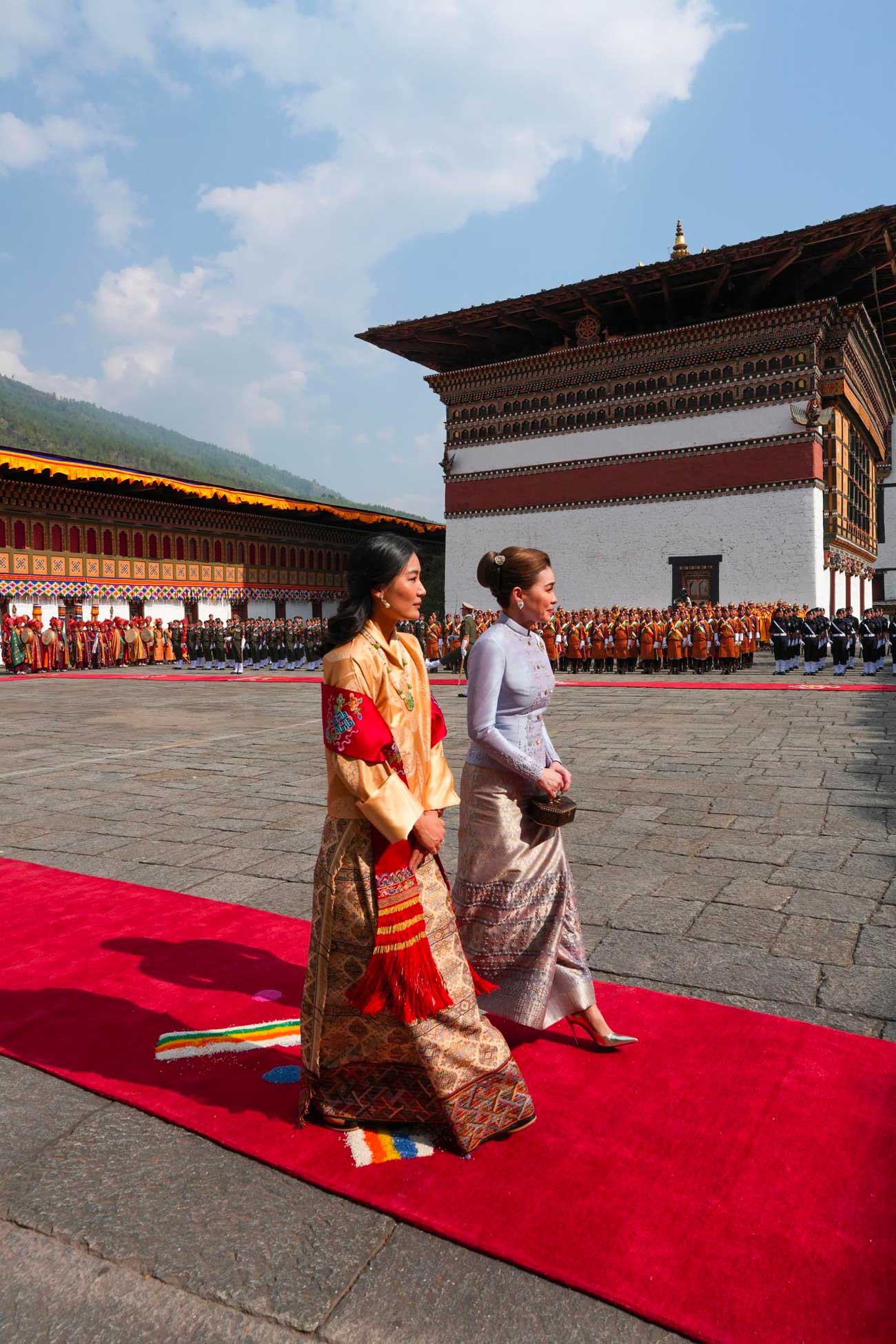 La rencontre entre deux sublimes reines asiatiques a été immortalisée au Bhoutan