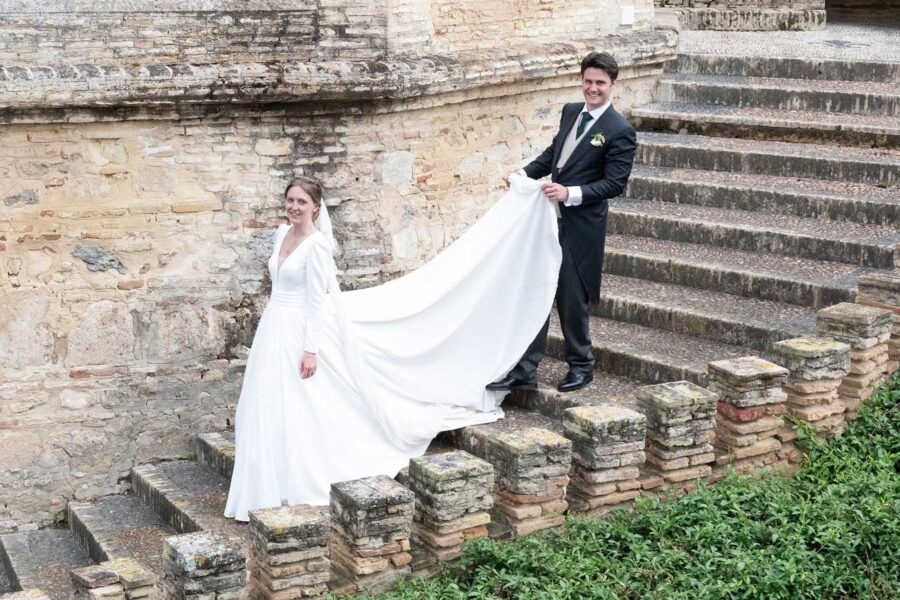 Le mariage andalou du prince Alonso d'Orléans-Bourbon et de la comtesse ...