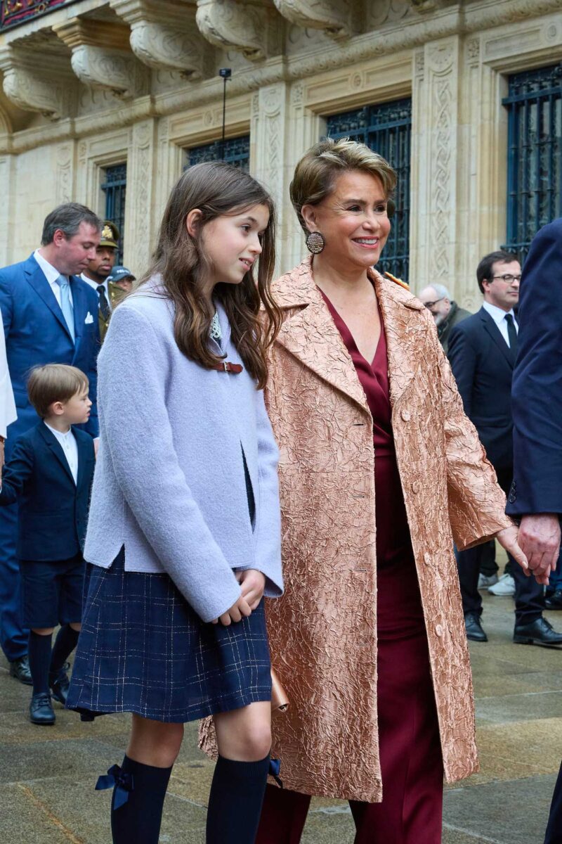 La famille grand-ducale sous la pluie pour la dernière procession de l ...