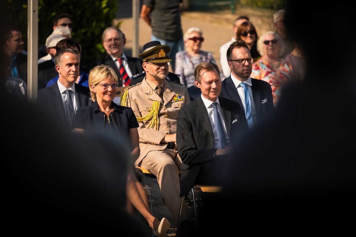 Le grand-duc Henri inaugure une place à son nom à Senningen