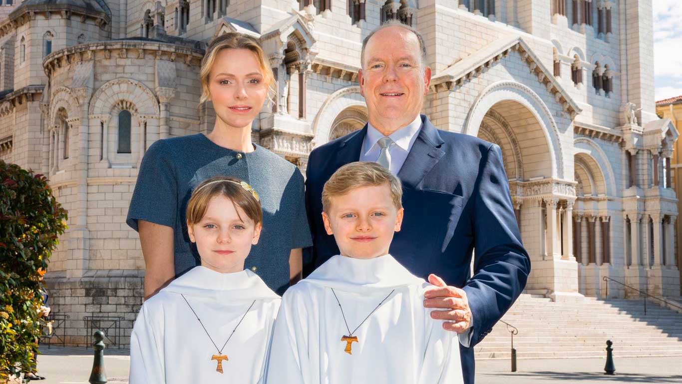 Primera Comunión de Jacques y Gabriella. Mayo 11, 2025 | Cotilleando - El mejor foro de ...