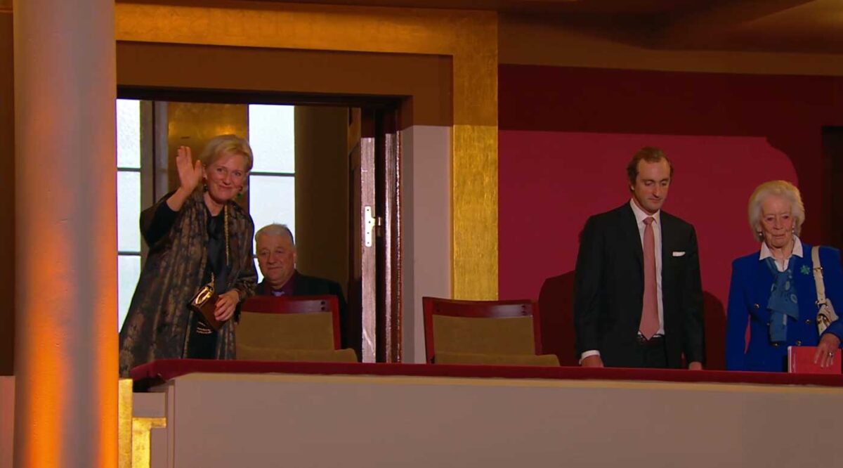 L'archiduchesse Gabrielle rejoint la princesse Astrid, le prince Lorenz ...