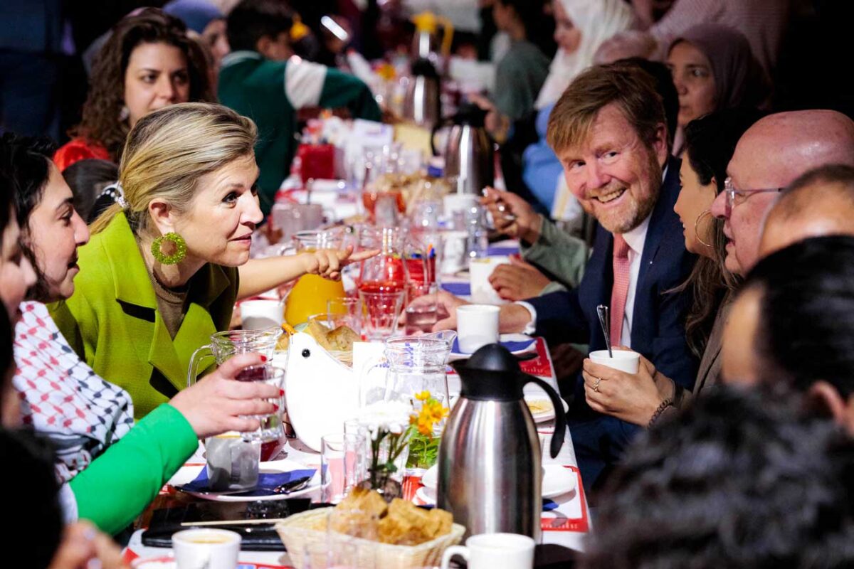 Le roi Willem-Alexander et la reine Máxima participent à l'un des mille ...
