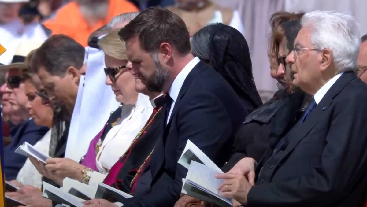 Les royautés à l'intronisation du pape Léon XIV