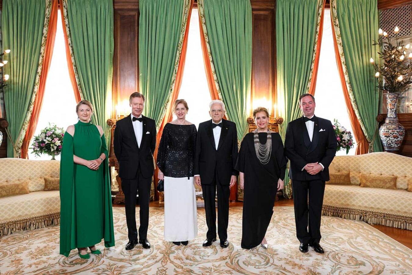 Stéphanie de Luxembourg porte déjà les bijoux en émeraude des Grandes ...