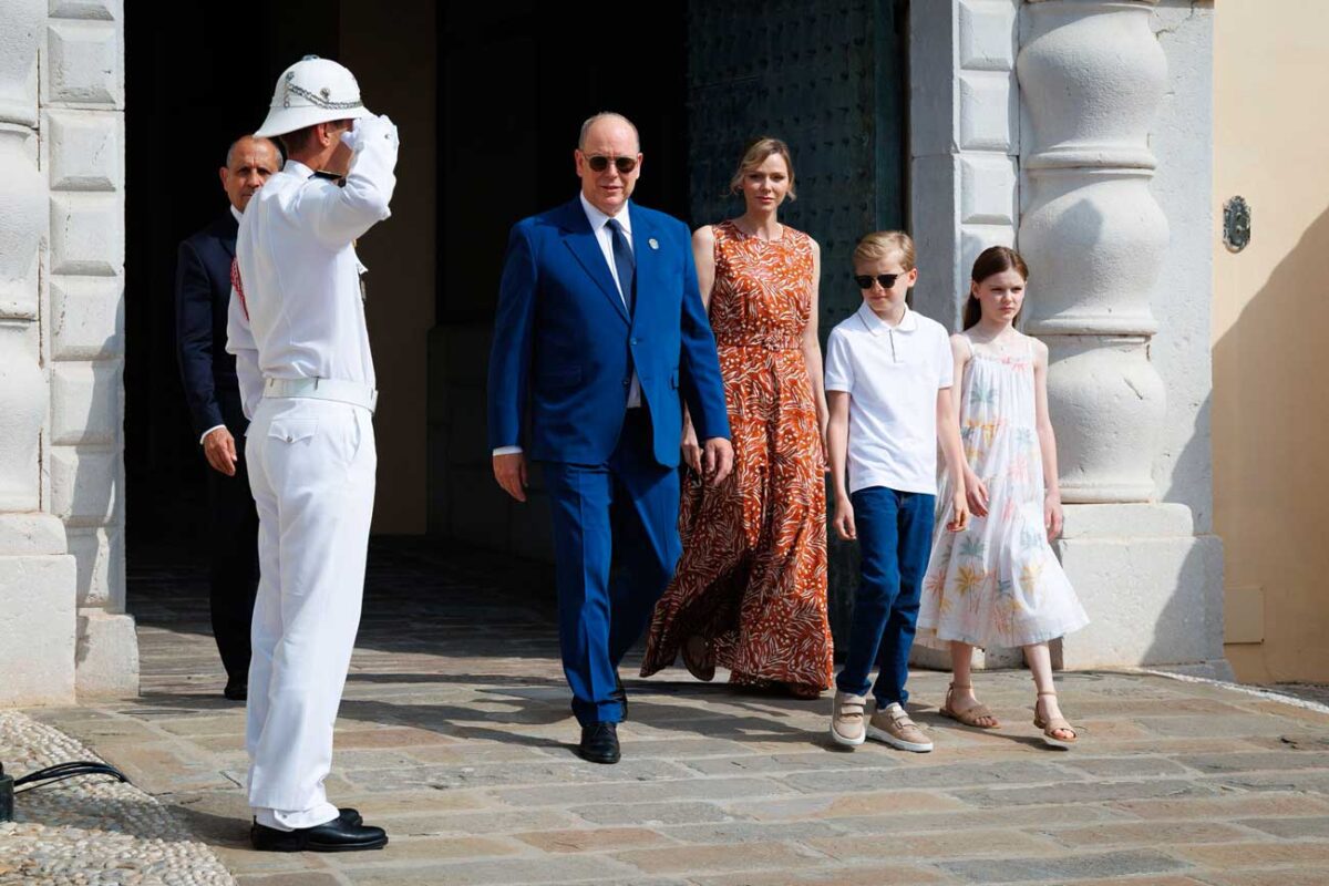 Jacques et Gabriella de Monaco accompagnent Albert II et Charlène à la ...