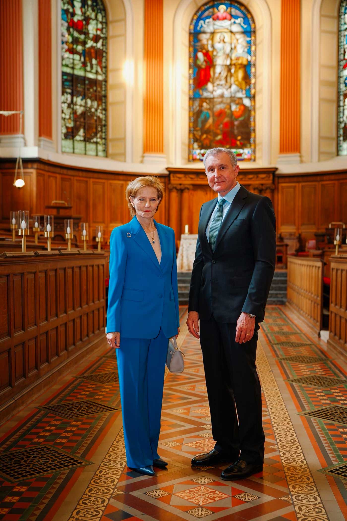 Margareta et Radu de Roumanie visitent le Trinity College de Dublin et les ambassades de ...