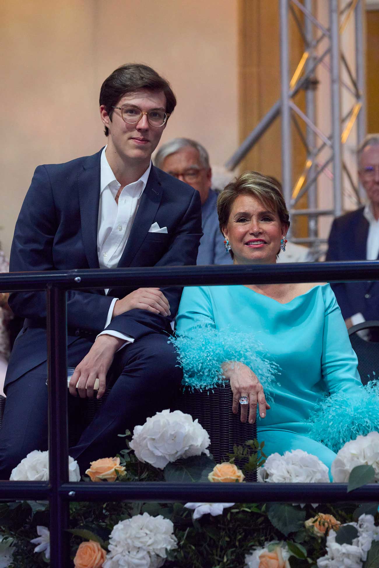 Moments tendres et complices entre le grand-duc Henri, ses enfants et ...