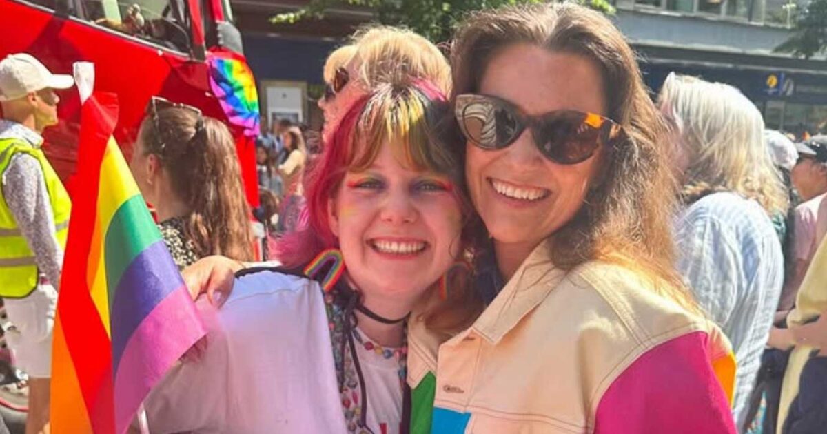 Naked pics of leah remini on the website photos appeared